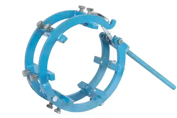 Mechanical Cage Pipe Clamps | DWT PipeTools